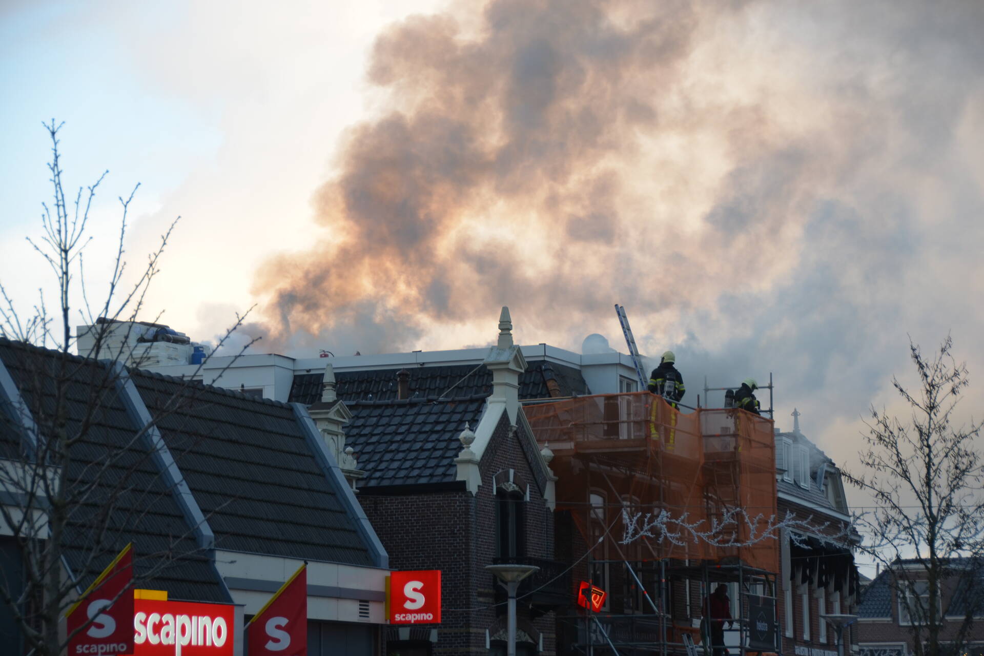 Flinke rook ontwikkeling bij uitslaande brand | 112-nu.nl