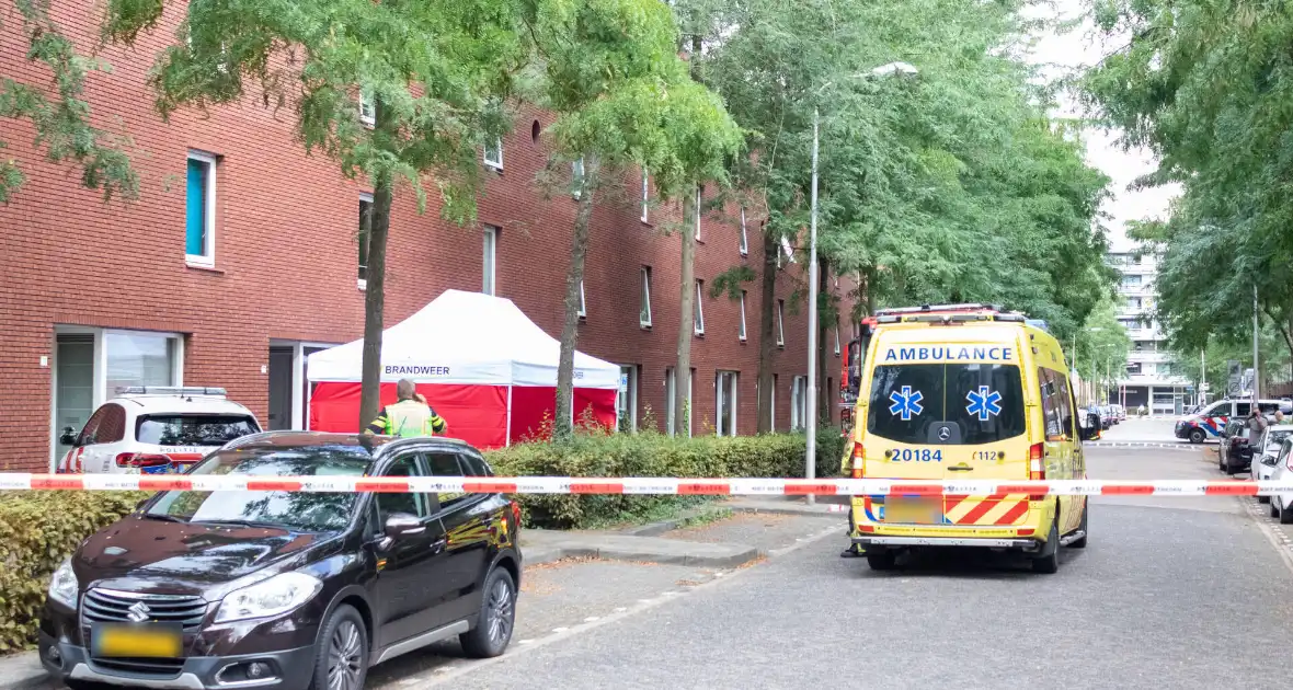Overleden persoon op straat aangetroffen | 112-nu.nl