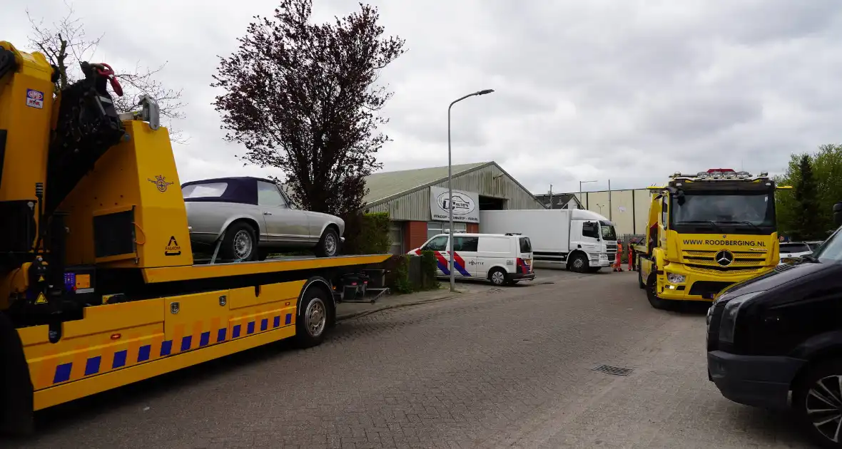 Dure gloednieuwe sportwagens in beslag genomen na inval van FIOD | 112 ...