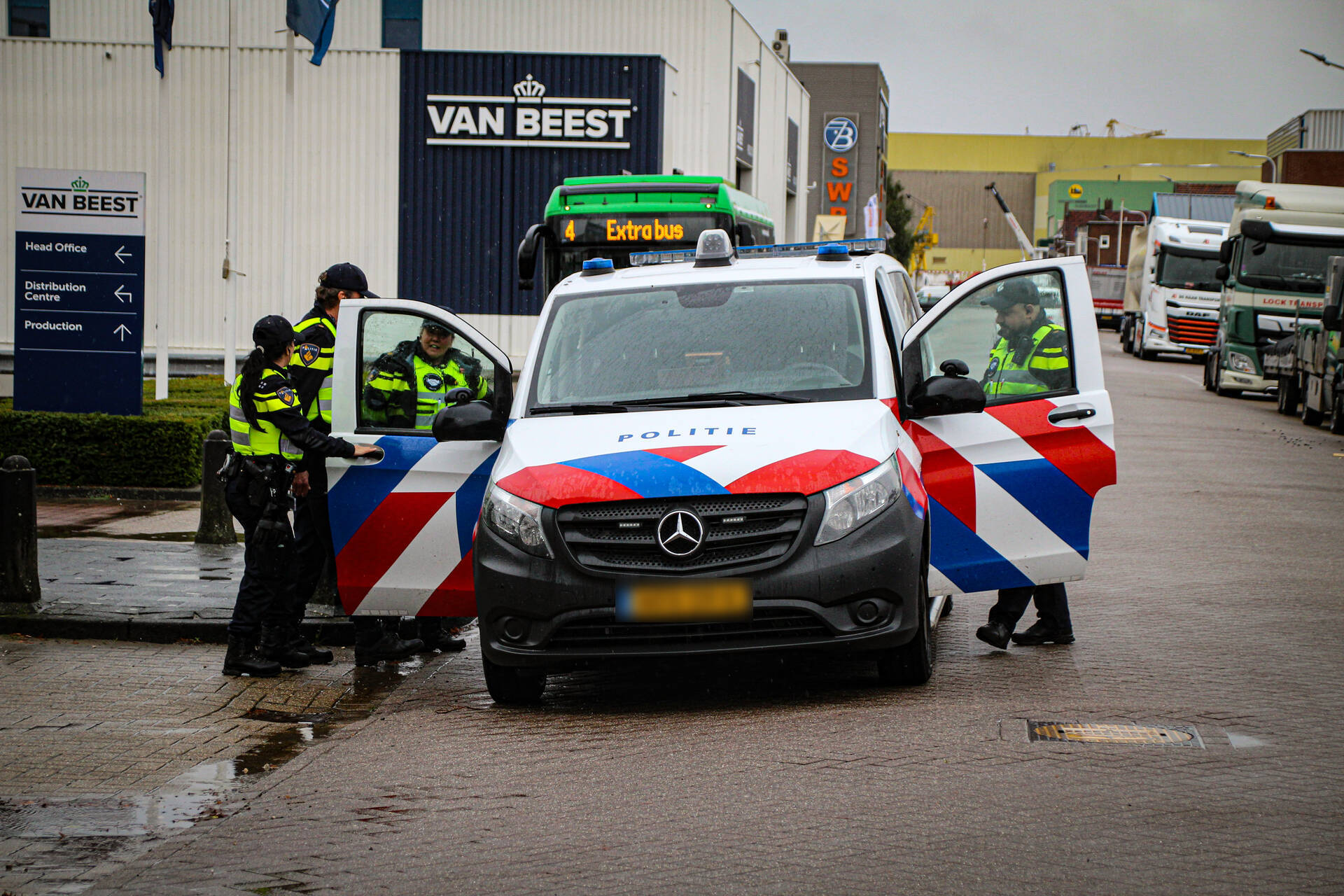 Politie paraat voor mogelijke rellen | 112-nu.nl