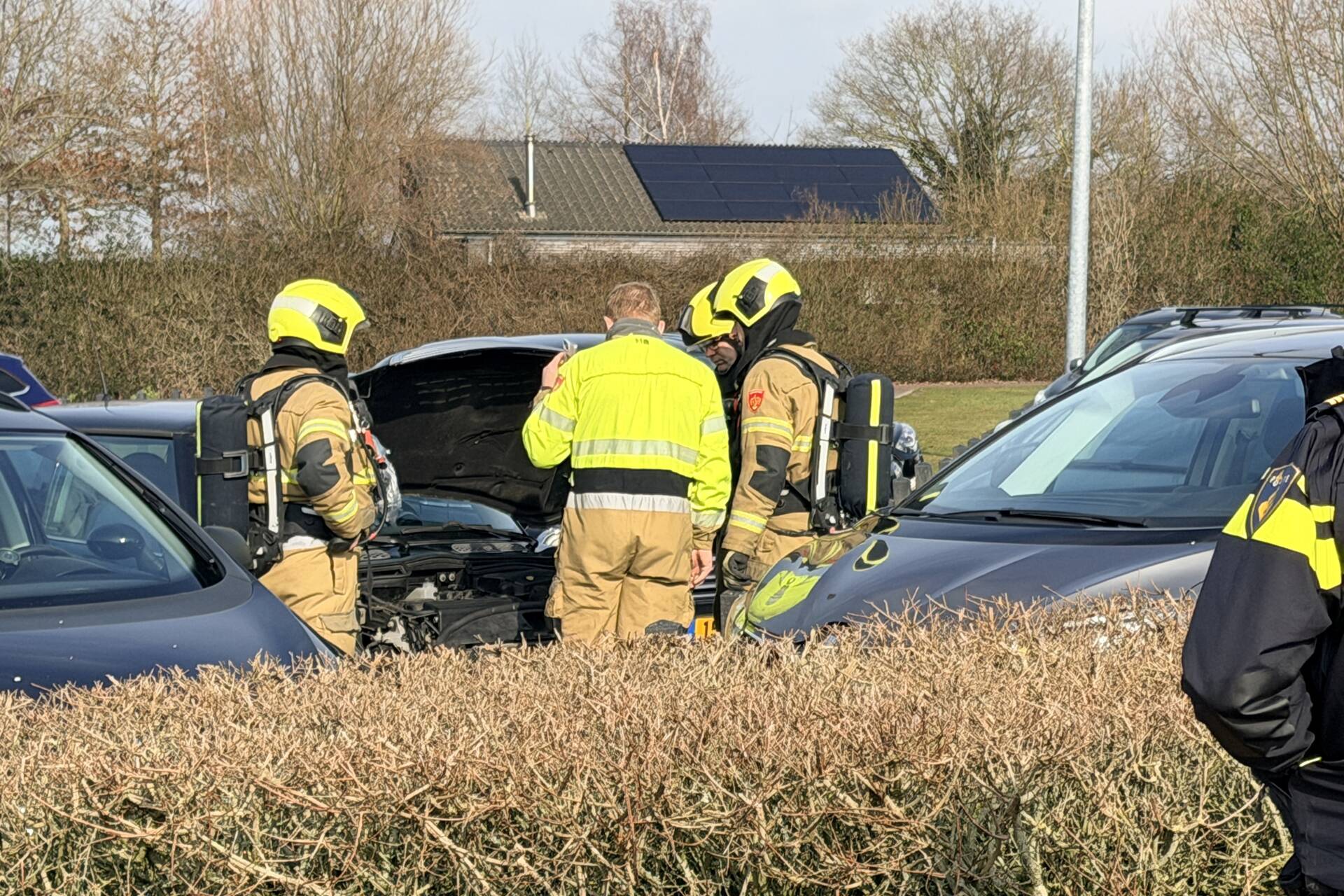 Korte sluiting veroorzaakte brand in auto | 112-nu.nl